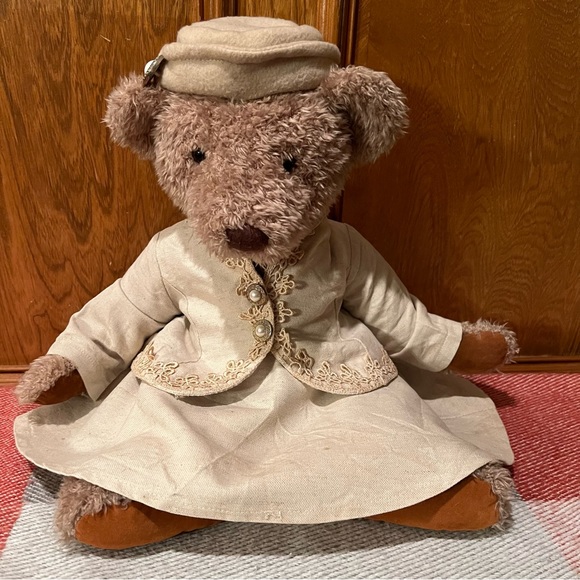 Russ | Toys | Russ Berry Evelyn Plush Bear Vintage Setting No Pearls No ...
